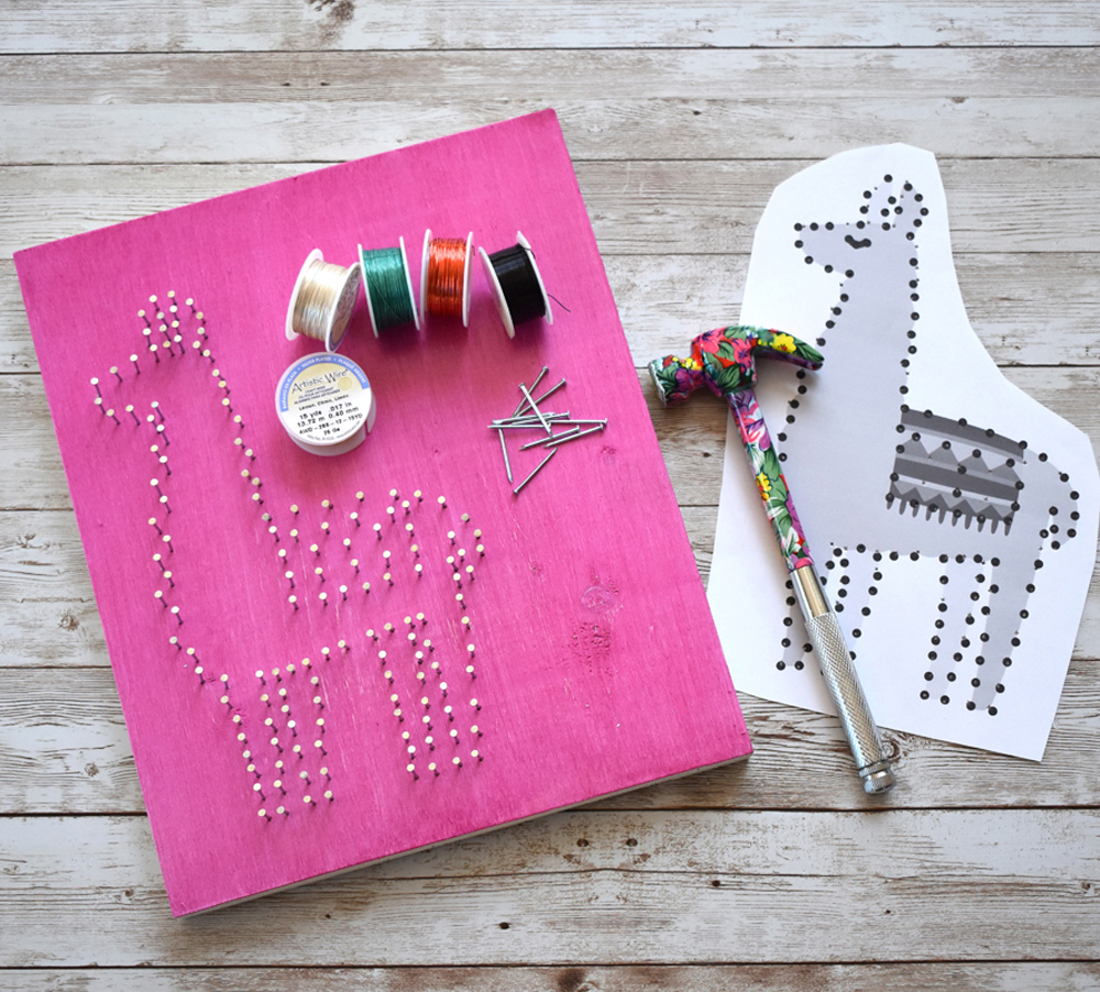 Beadalon - Llama Wire String Art